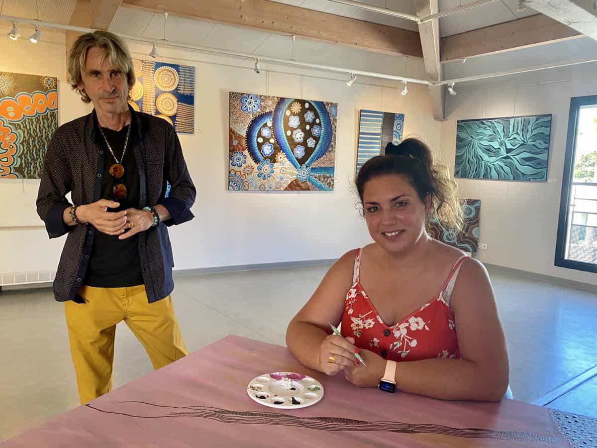 Barbara Giraud se dévoile à travers l’art du dot painting - Le Var et Vous